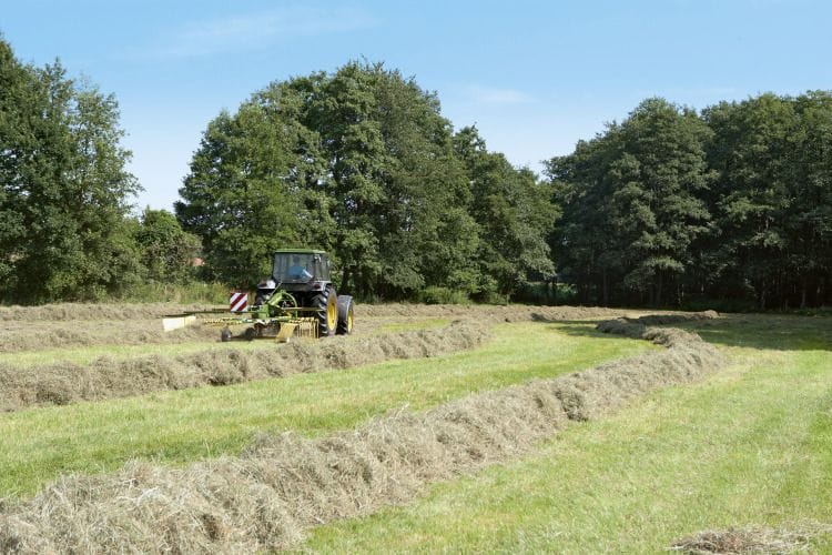 KRONE SWADRO 46T SINGLE ROTOR RAKE - Ongmac Trading Pty Ltd