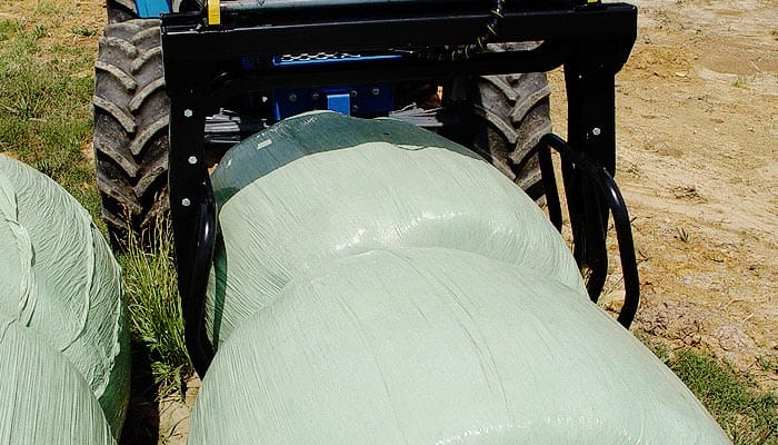 Round Wrapped Silage Grab - Ongmac Trading Pty Ltd