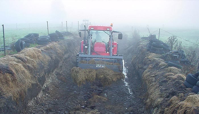Silage Shear Grab - Ongmac Trading Pty Ltd