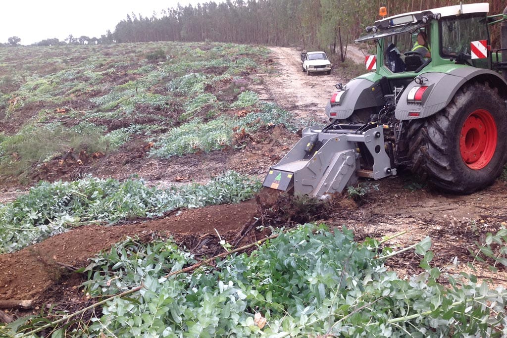 SCH - SCH/GT Stump Cutter 130-350 Hp